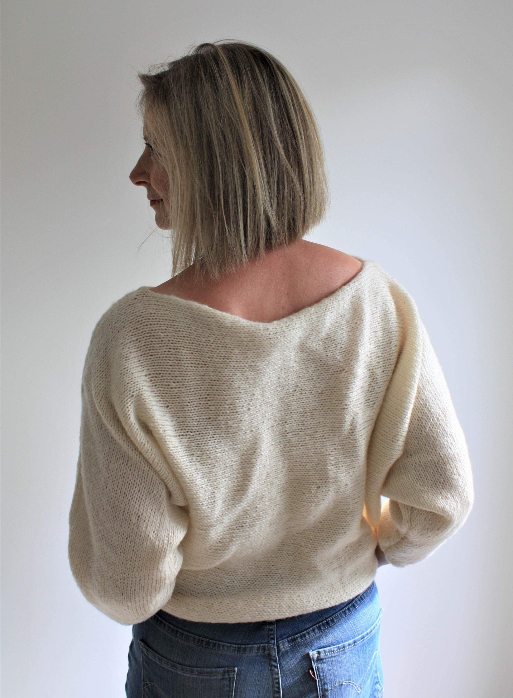 Beginners Batwing Easy Sweater Knitting Pattern – King & Eye